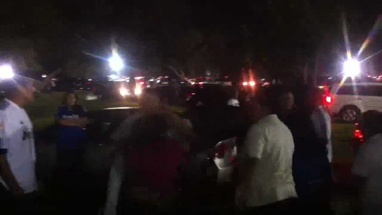 BEST FIGHT, mexican thug cholo vs mexican vender ghetto Fight - YouTube