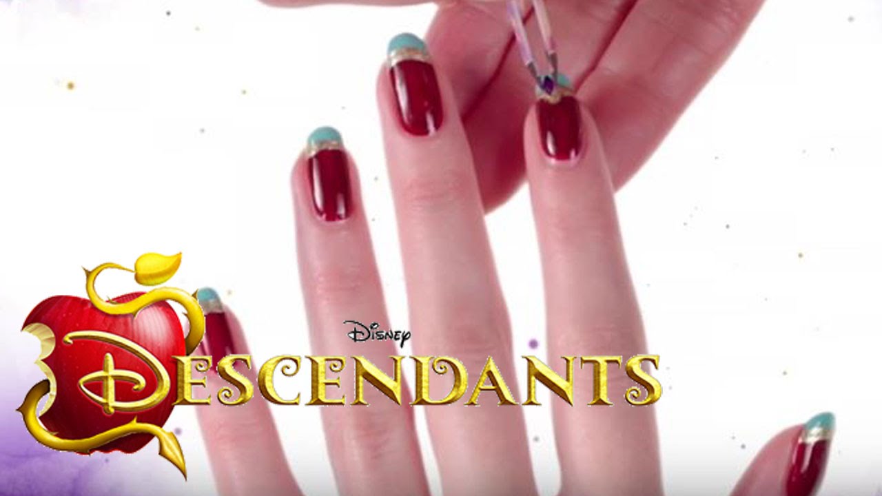 Disney's Nail Art - Juwelen-Maniküre aus The Descendants - DISNEY ...