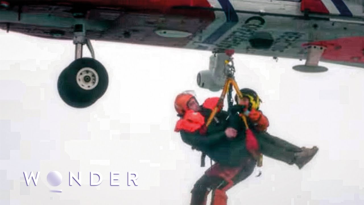 Training For The Red Arrows' Most Terrifying Maneuvers - YouTube