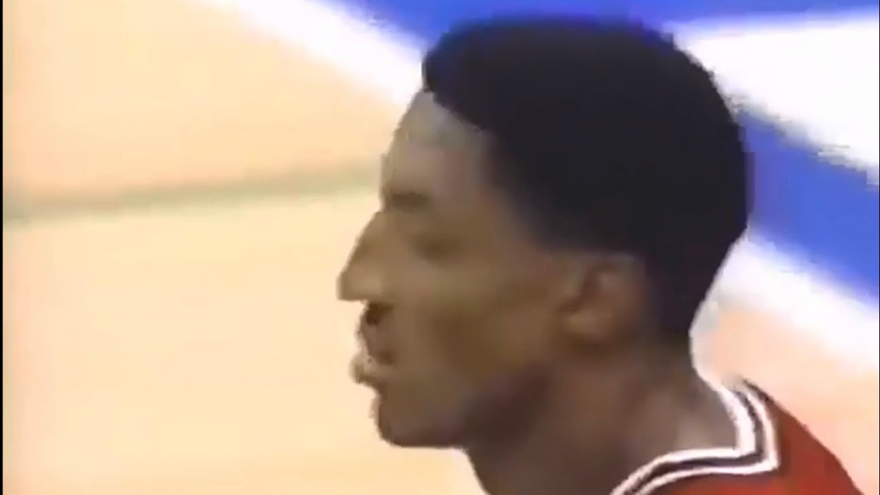 Scottie Pippen 26pts/12rebs/7asts/5blks vs Mavericks (1995) - YouTube