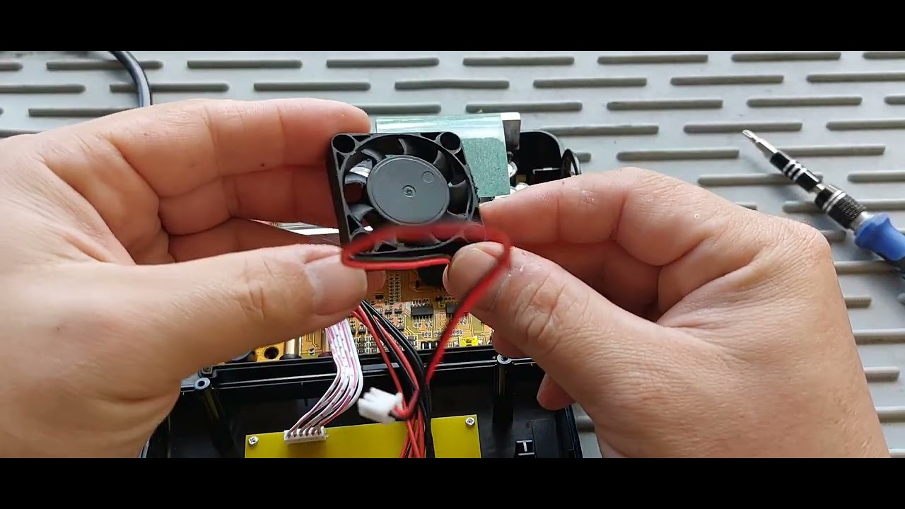 Fan replacement on HTRC C150 lipo charger. - YouTube
