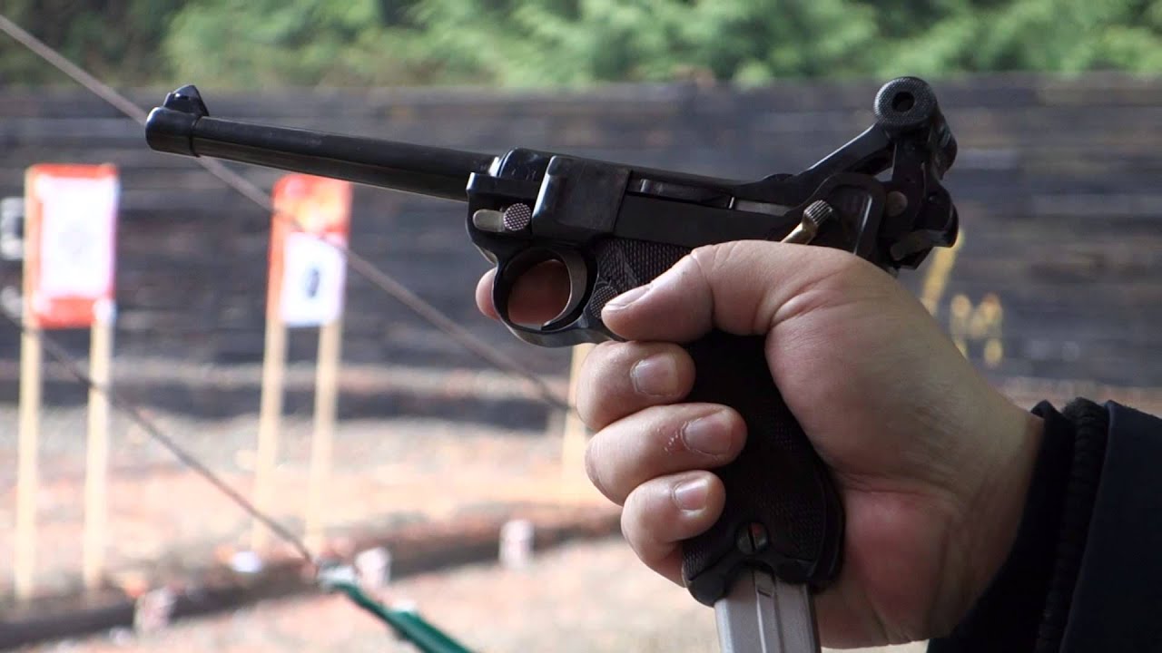 DWM P04 Naval Luger - YouTube