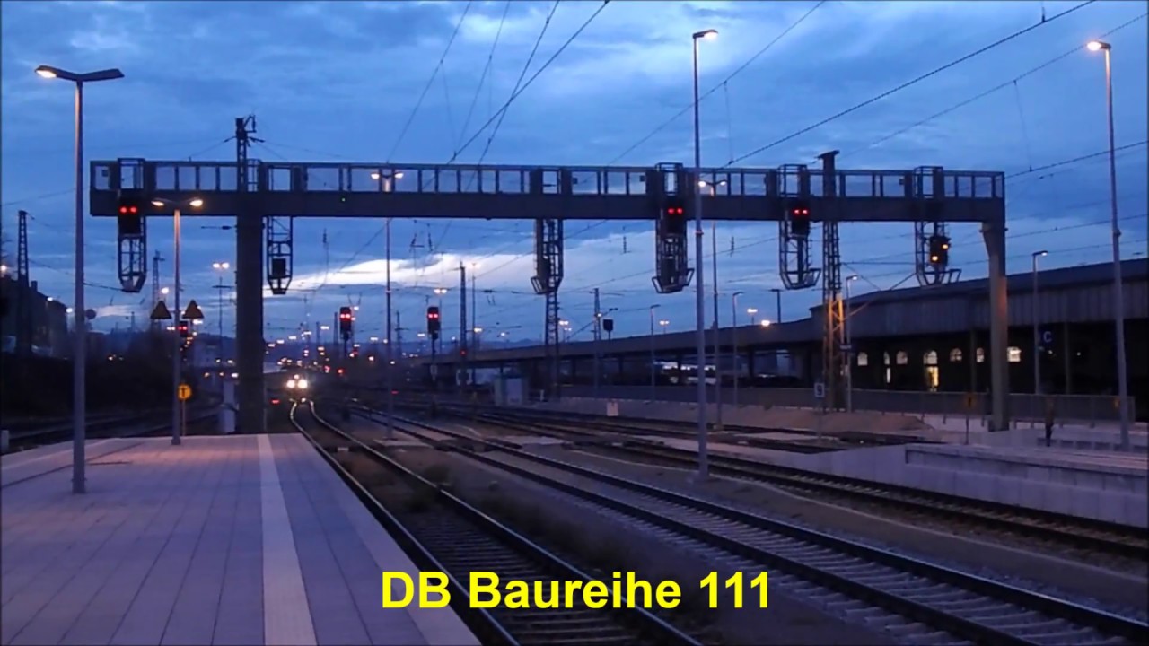 BR 111 im Hauptbahnhof Passau am 24. November 2017 - YouTube