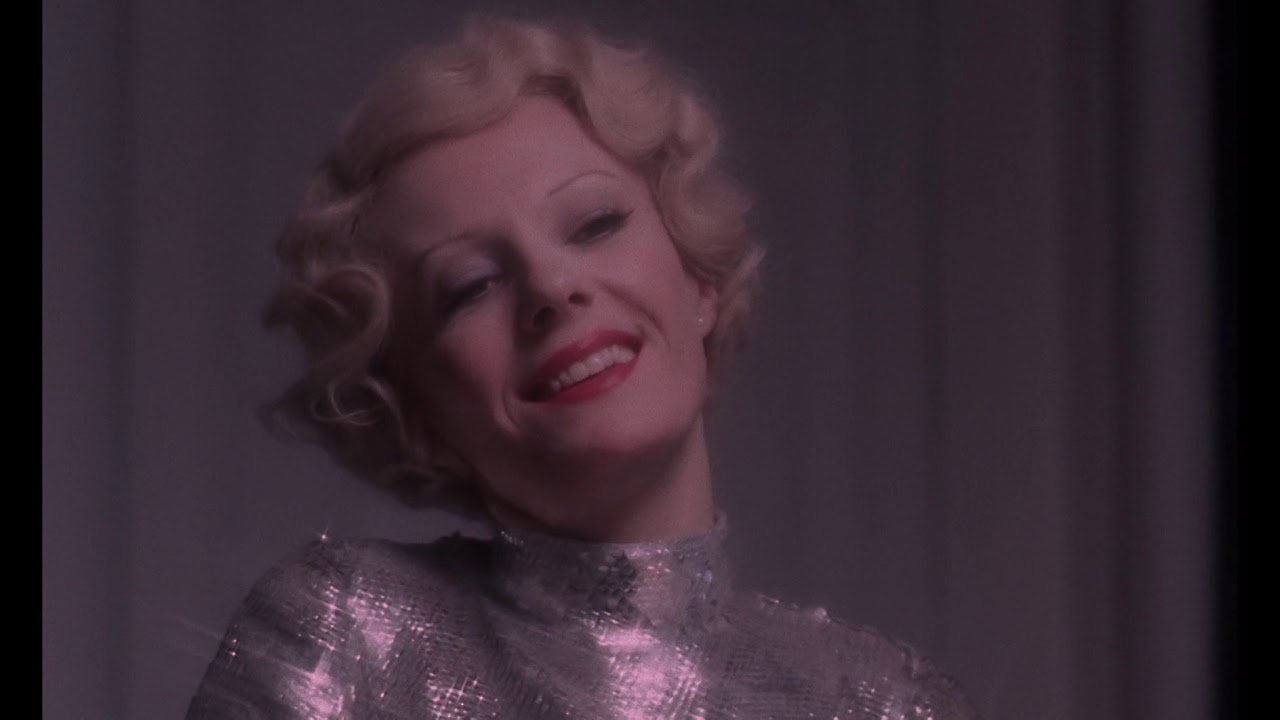 Extrait Les Lèvres rouges de Harry Kümel - YouTube