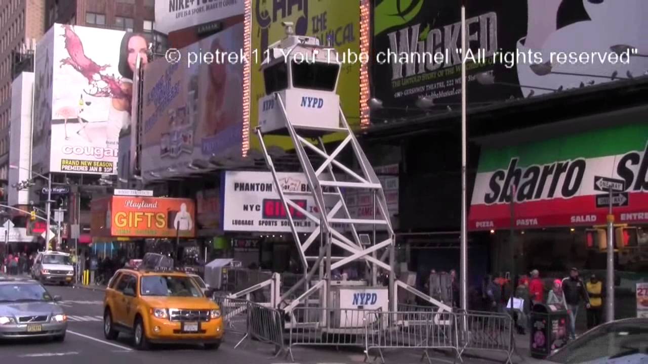 NYPD mobil skywatch tower Times Square New York HD © - YouTube