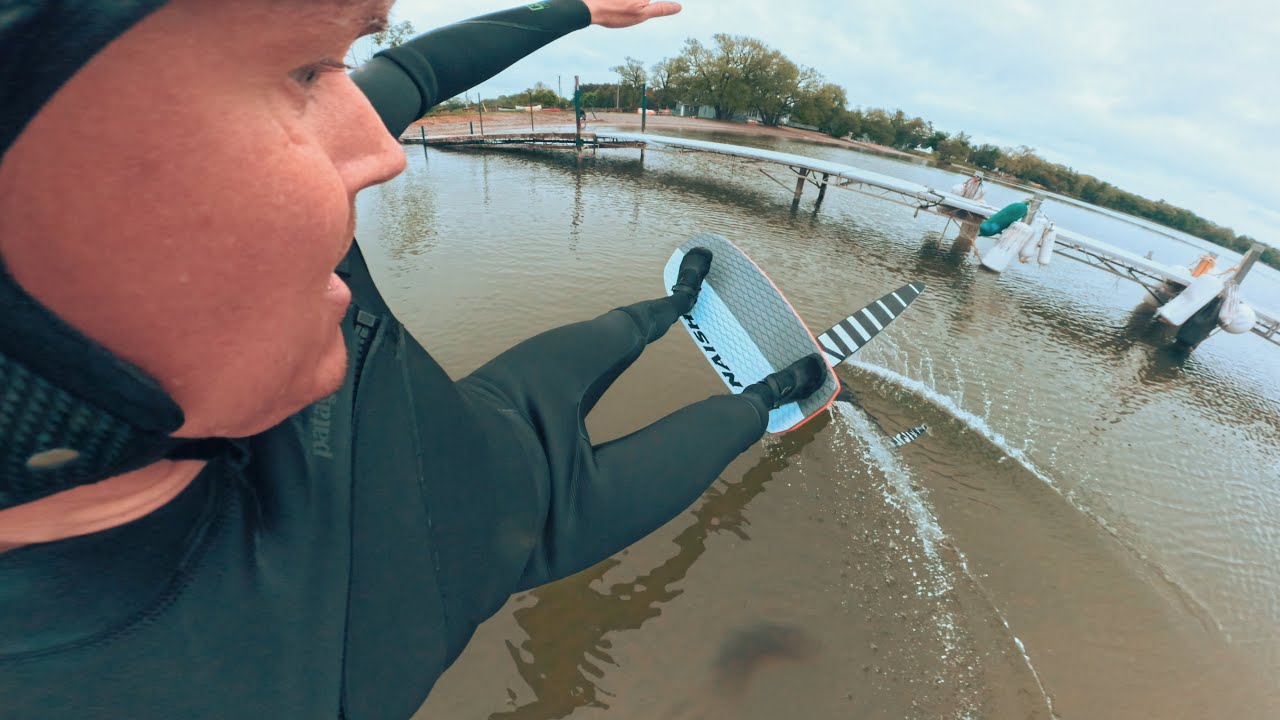 Pump Foil APF 1880 & Naish Microchip - YouTube