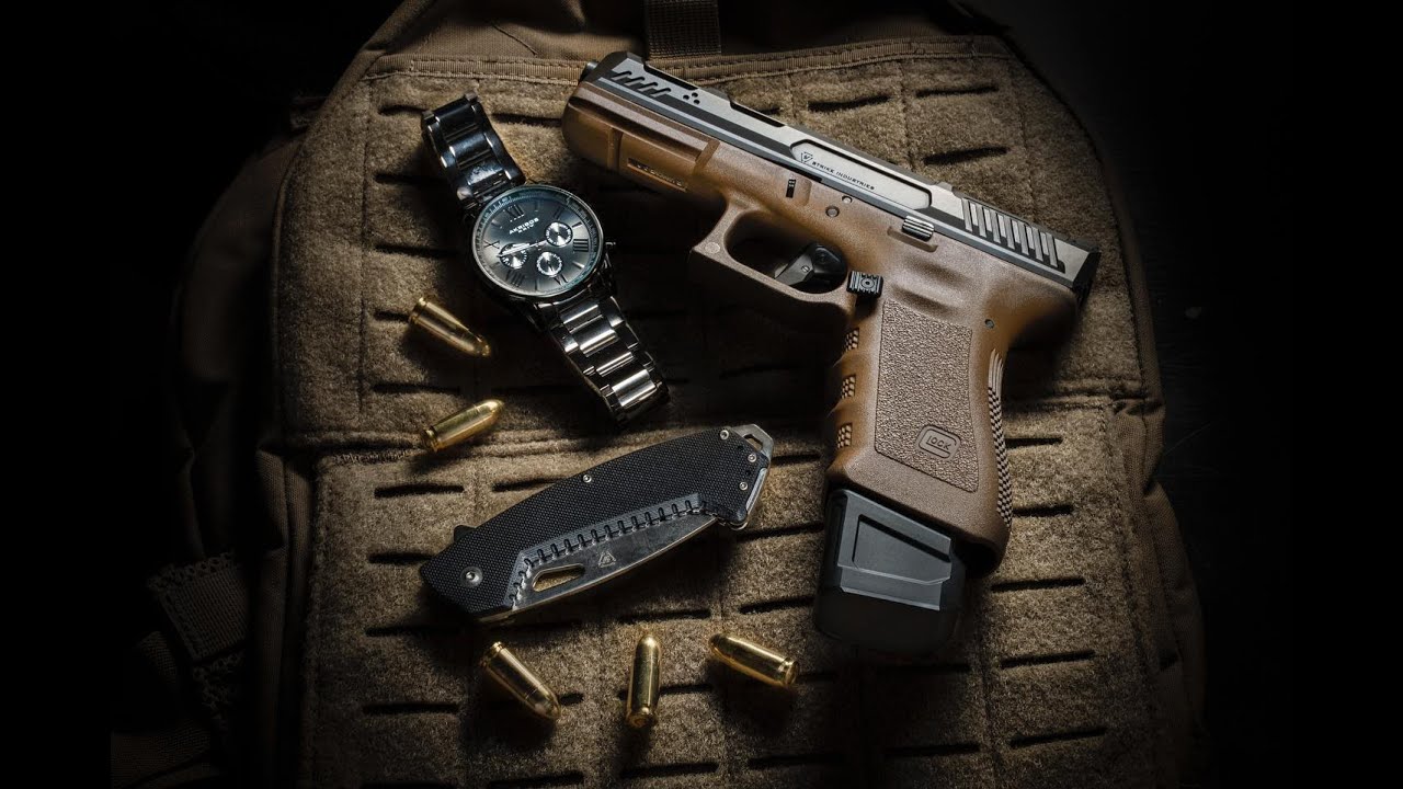 Glock 17 Strike Industries custom lazer văng shell - YouTube