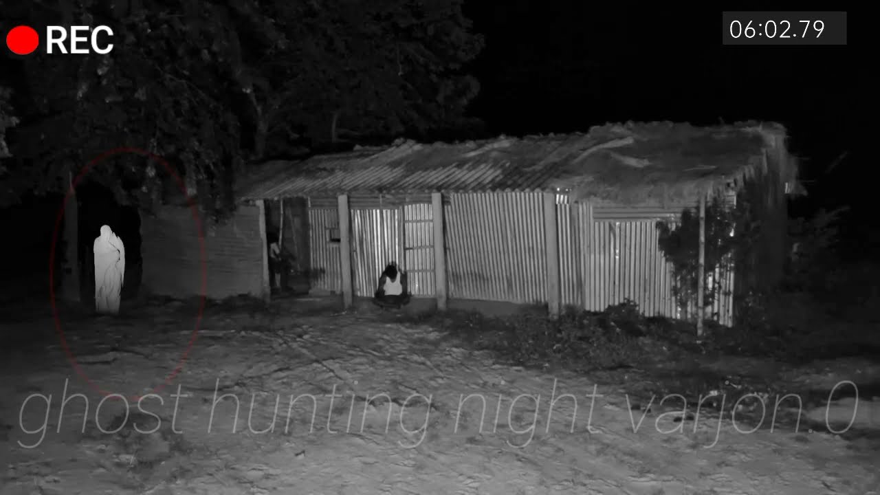 Cctv ghost attack old house night video.horror - YouTube