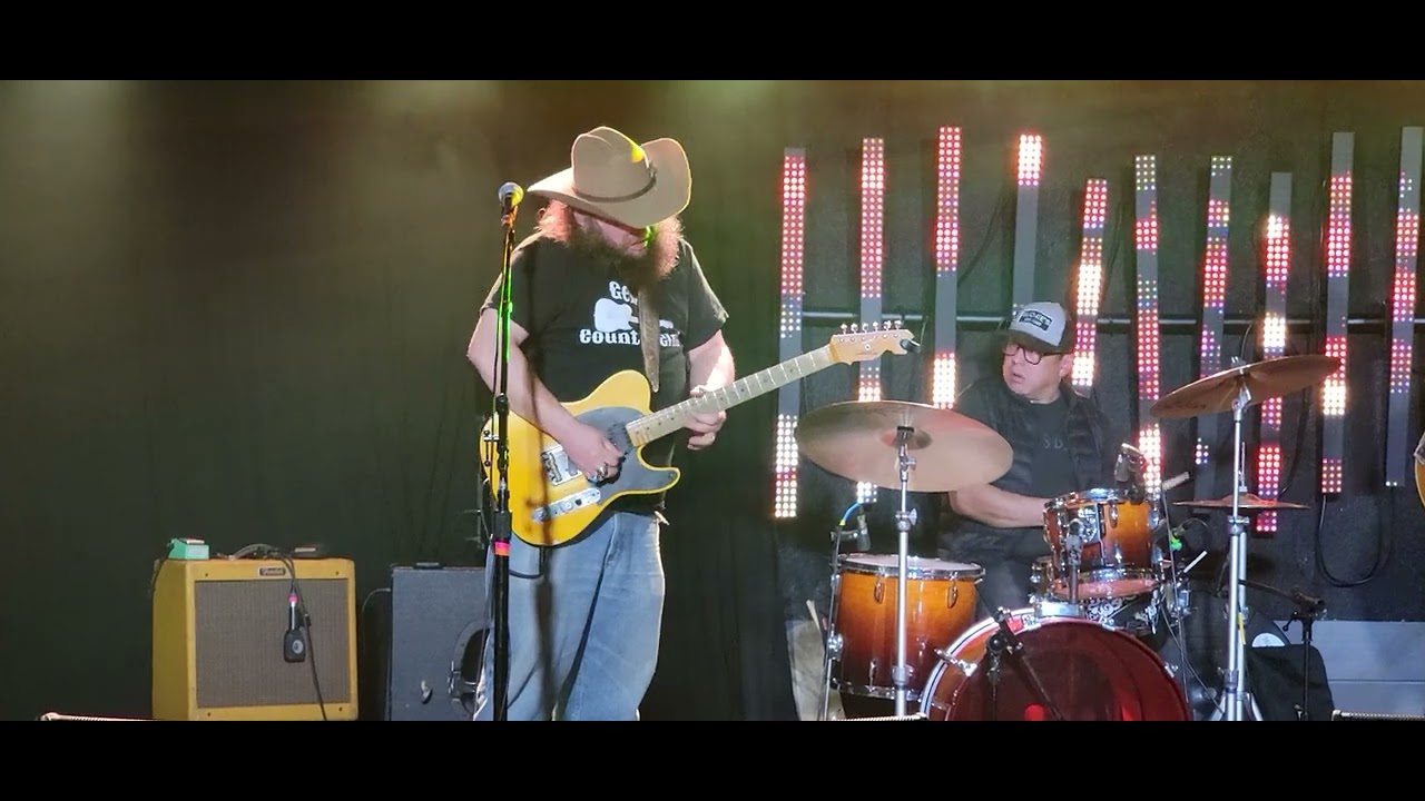 Dallas Moore Band live in Columbus, Oh - YouTube