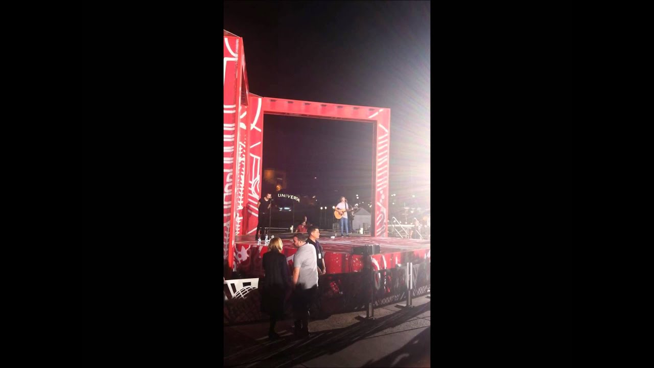 Little Things Soundcheck - 1D Orlando - YouTube