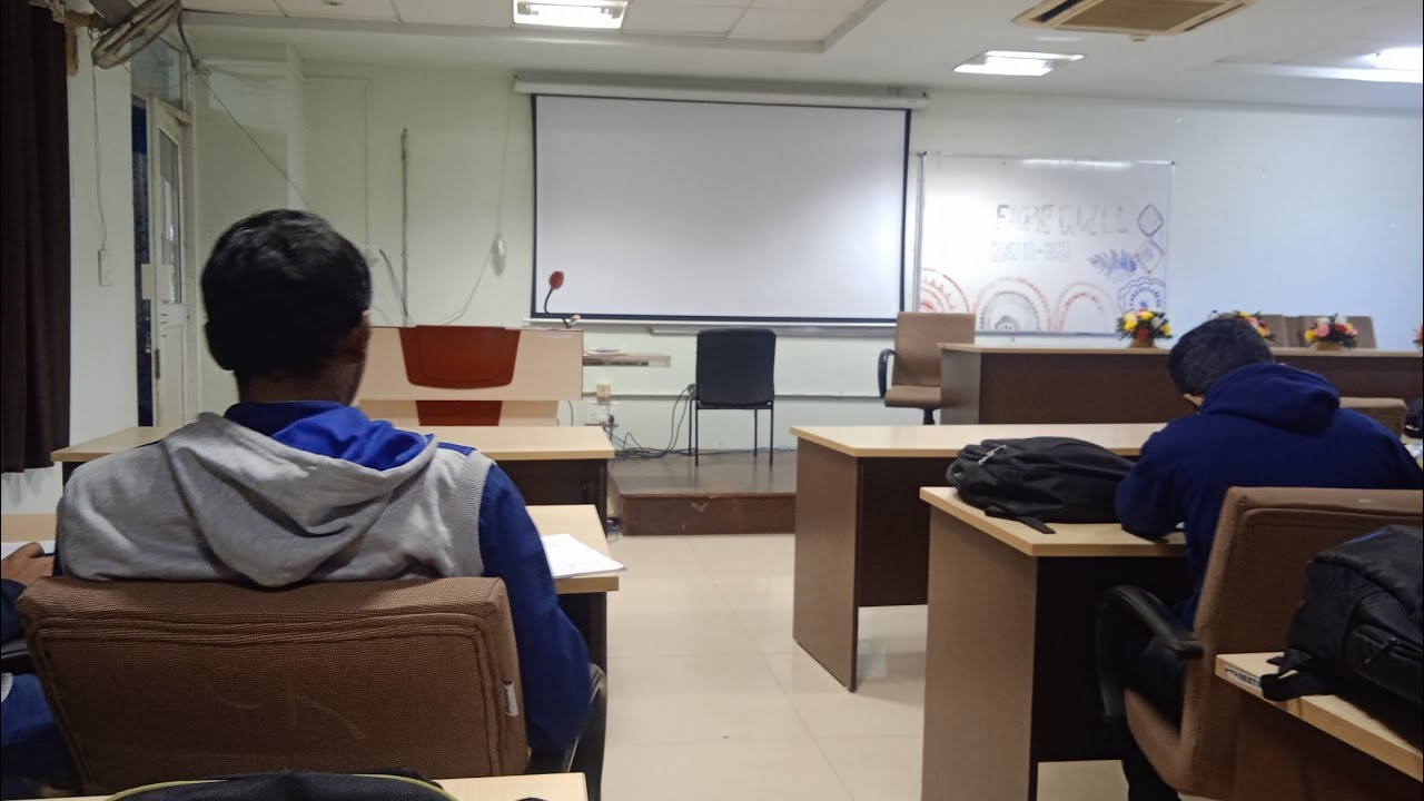 awesome classroom🥳🥳😍😍😍 in NIT Agartala 😍😍with funny guys - YouTube