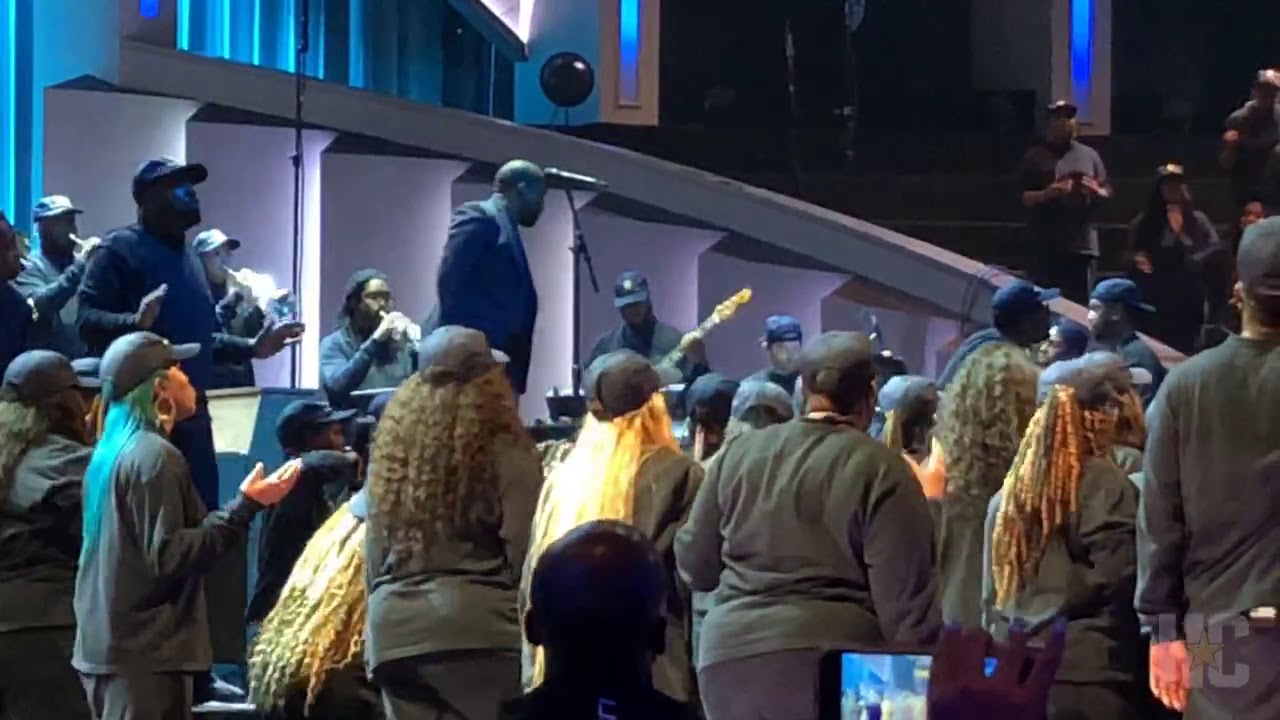 Kanye West’s Sunday Service puts a gospel spin on Destiny’s Child and ...