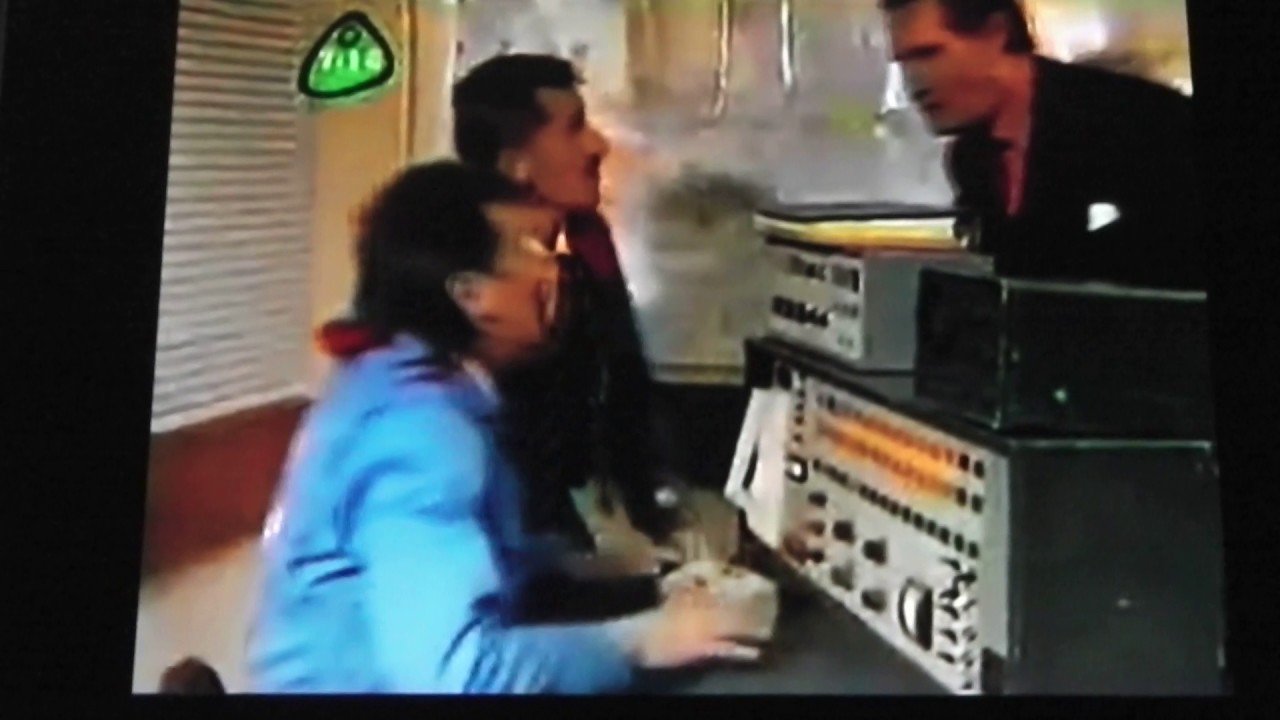 Chucklevision - No Slacking - YouTube