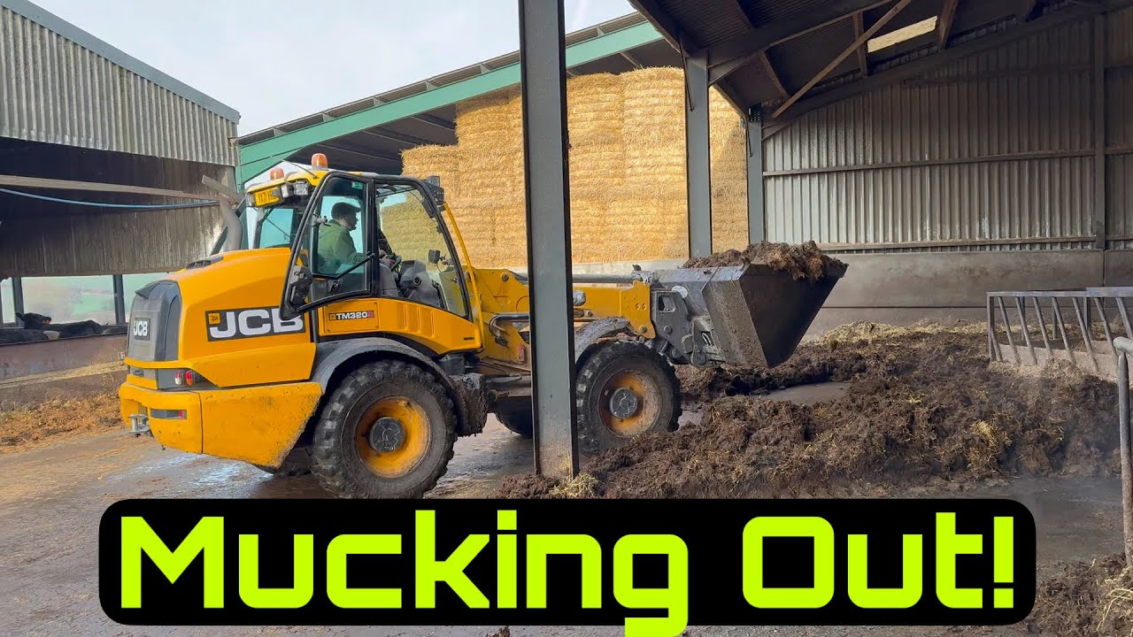 Problems and Breakdowns Today! JCB TM320S Mucking out! - YouTube