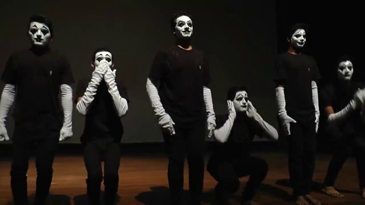 Best Mime Ever Group 5 Incredible India 2017 HD - YouTube