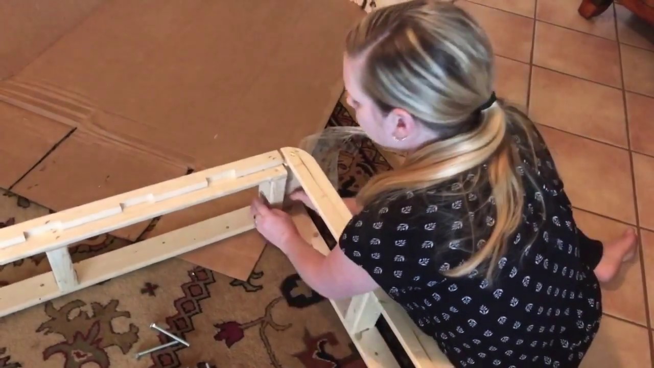 Zinus 8 inch wood box spring foundation queen size - YouTube