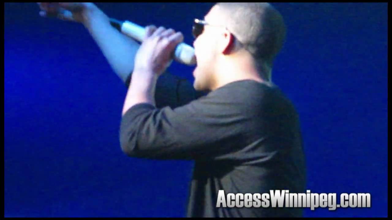 Drake - Forever (Live in Winnipeg) - AccessWinnipeg.com - YouTube
