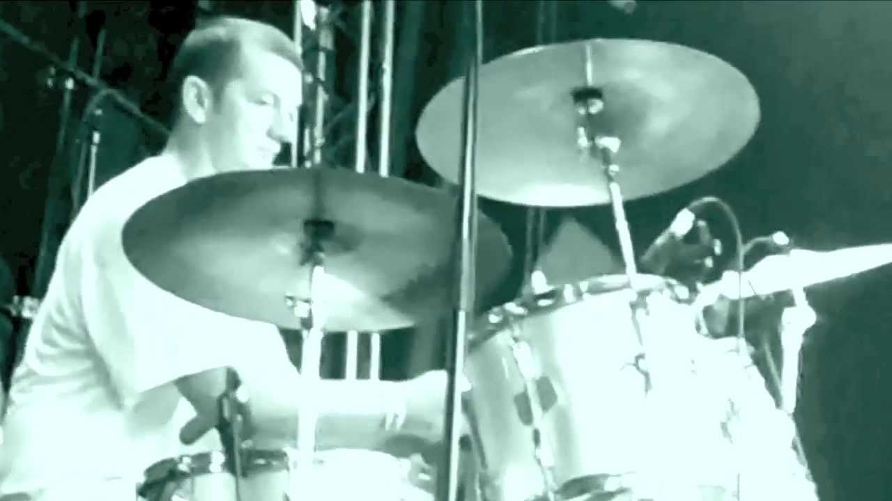 Komakino - Atrocity Exhibition (Joy Division cover) - YouTube