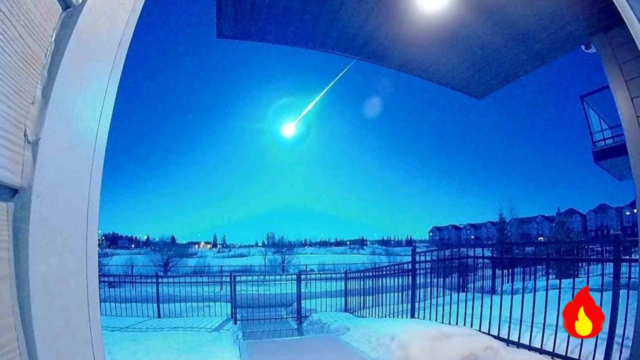 Stunning meteor 'mid air' blast sparks nuclear missile scare in Canada ...