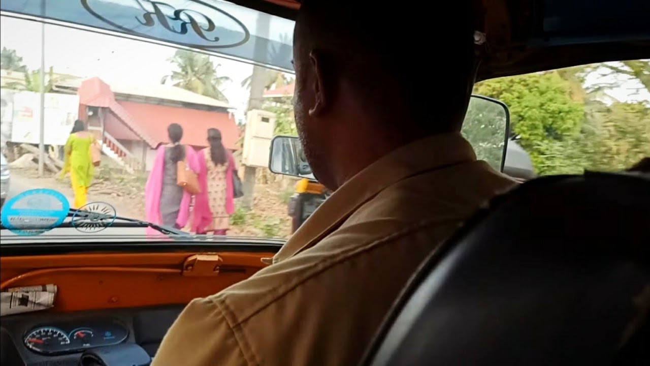 உலகின் சிறந்த Auto Driver இவர்தான் | பாலக்காடு Travel Vlog in Tamil ...