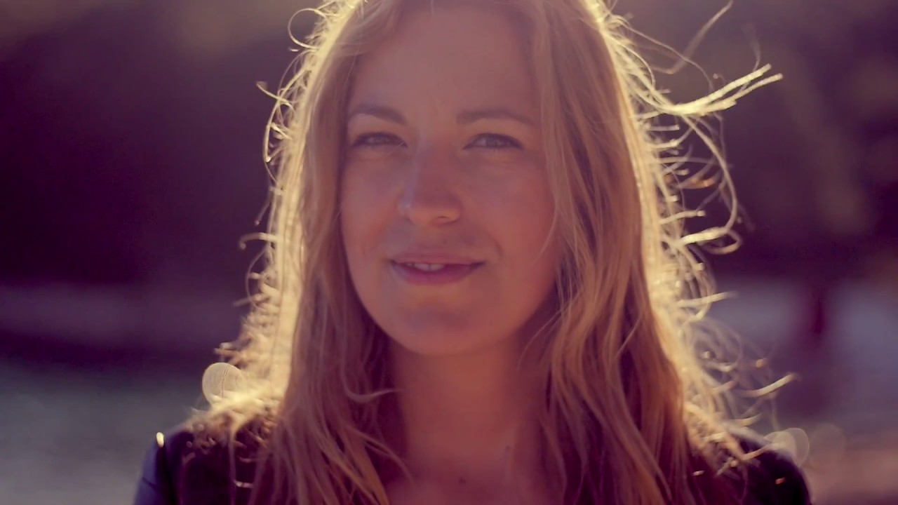 CARINA CORELL- Do mog i bleib´m - YouTube