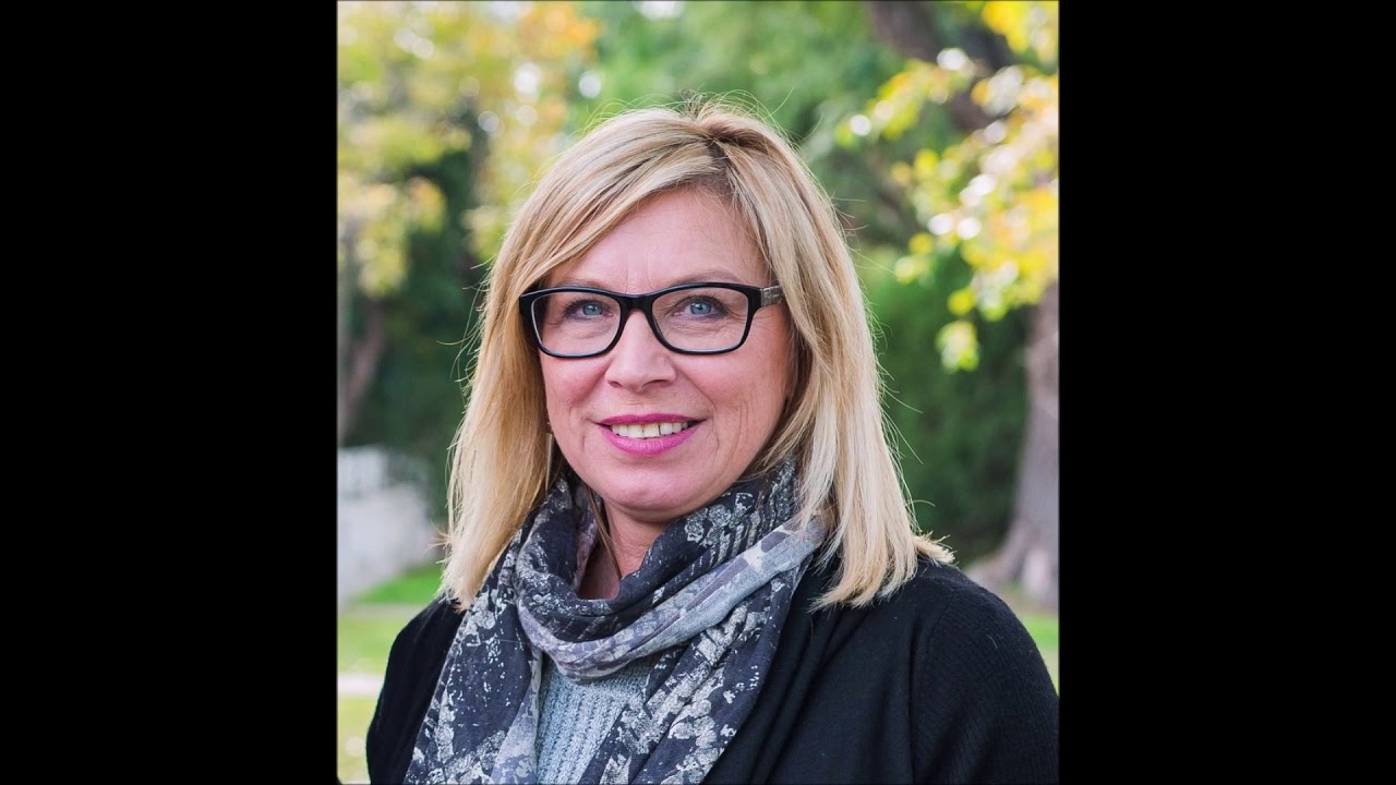 Julie Clift interviews Rosie Batty - YouTube