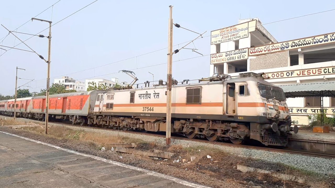 train videos | banaras rameswaram express | banaras rameswaram train ...