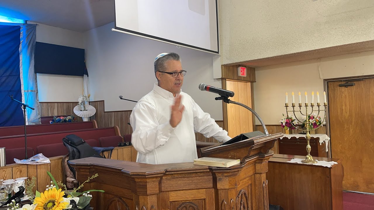 Parashat Shmini (Shabbat HaChodesh) - Levítico 9:1-11:47, Éxodo 12:1-20 ...