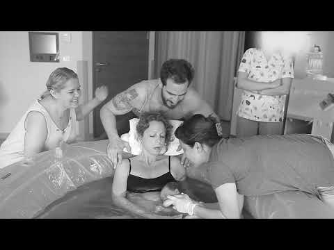 Keşkesiz Doğum Merkezi - Keşkesiz doğum merkezinde suda doğum