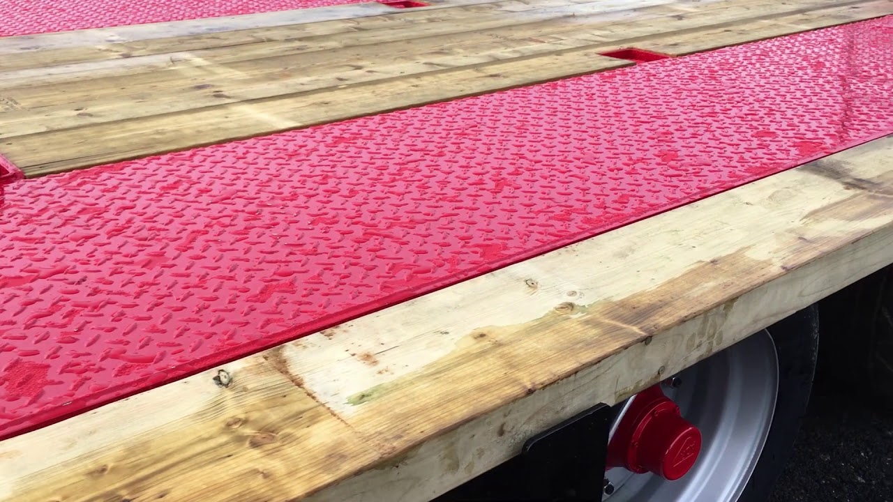 HERRON LOW LOADER OUTRIGGERS - YouTube