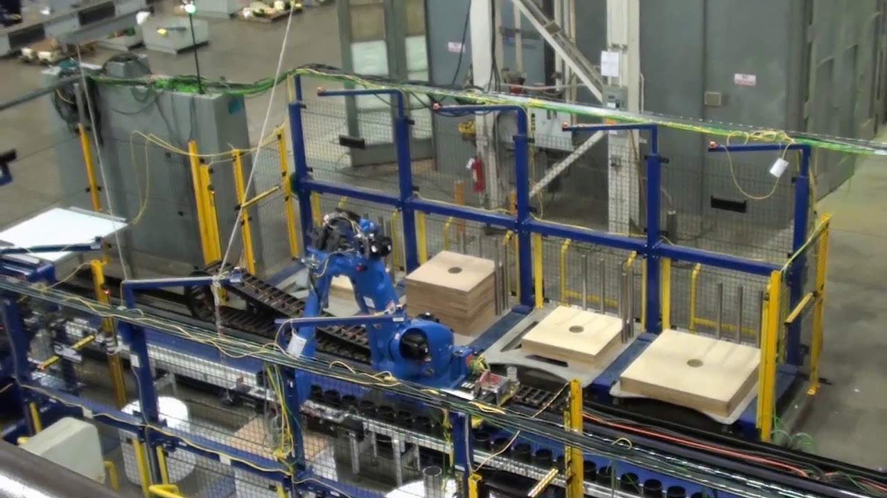 Robotic Glue Station - YouTube