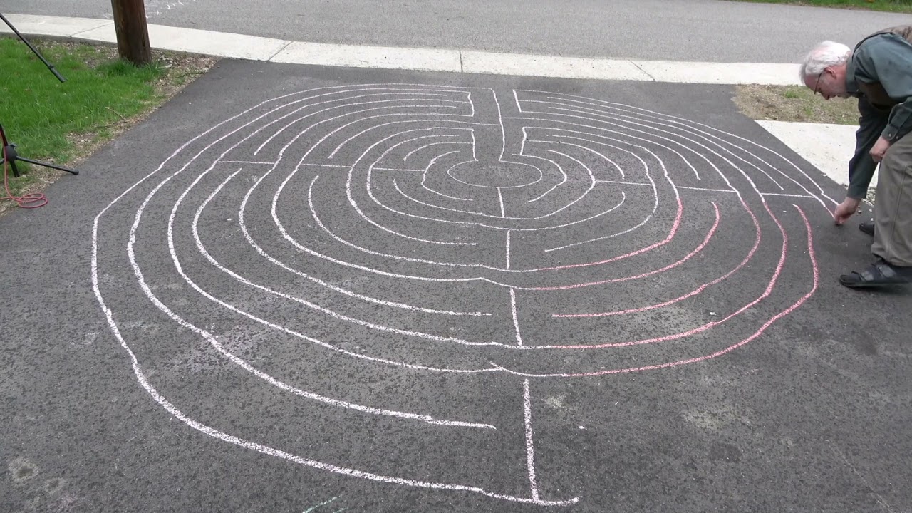 How to Draw a Labyrinth - YouTube