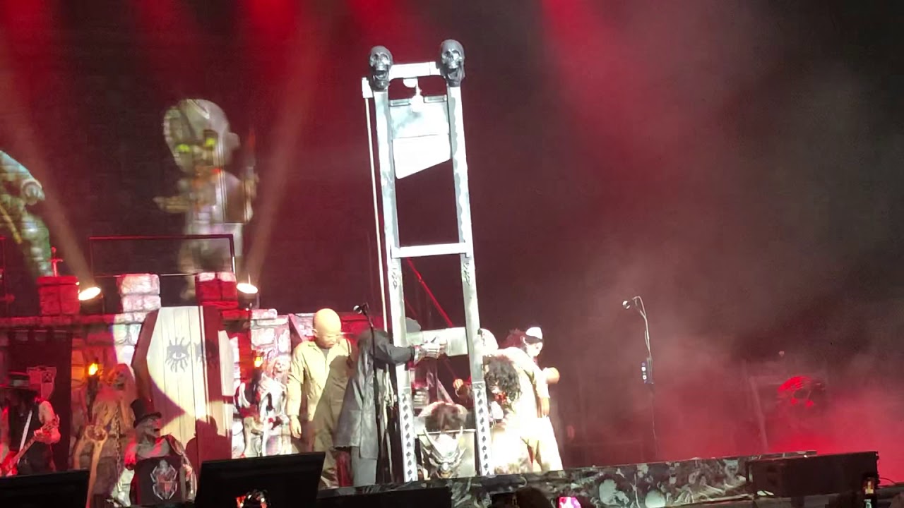 Alice Cooper - Guillotine + I love the dead. Live Madrid 07-09-2019 ...