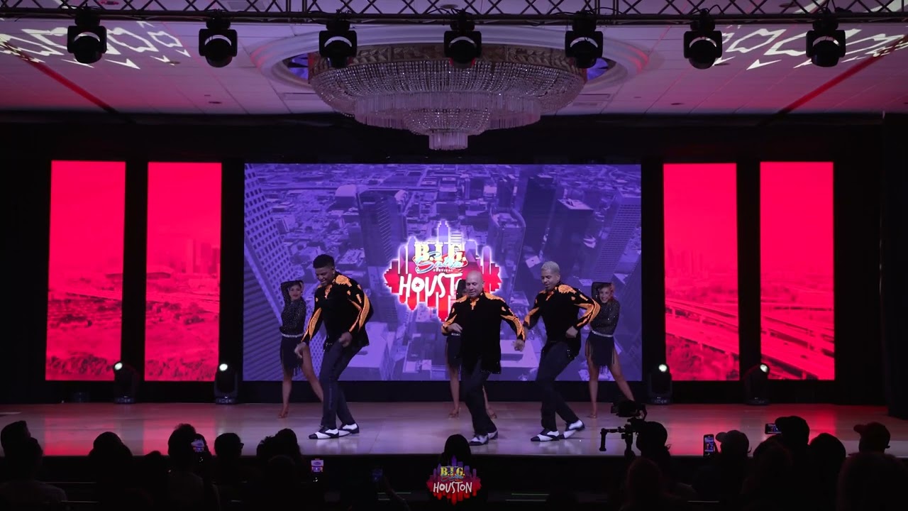 Yamulee Saturday Performance - YouTube