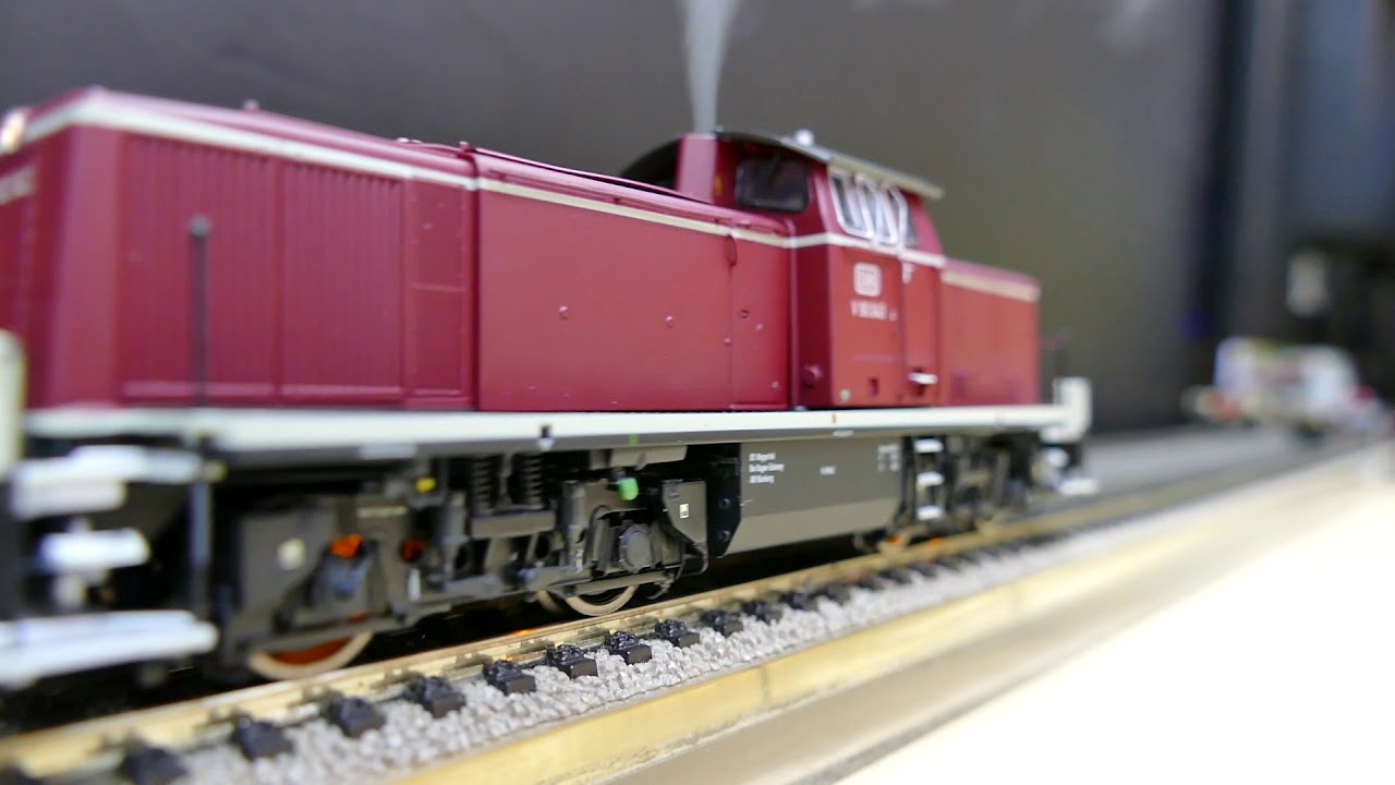 ESU BR V90 / 290 diesel locomotive 內燃機車 - YouTube