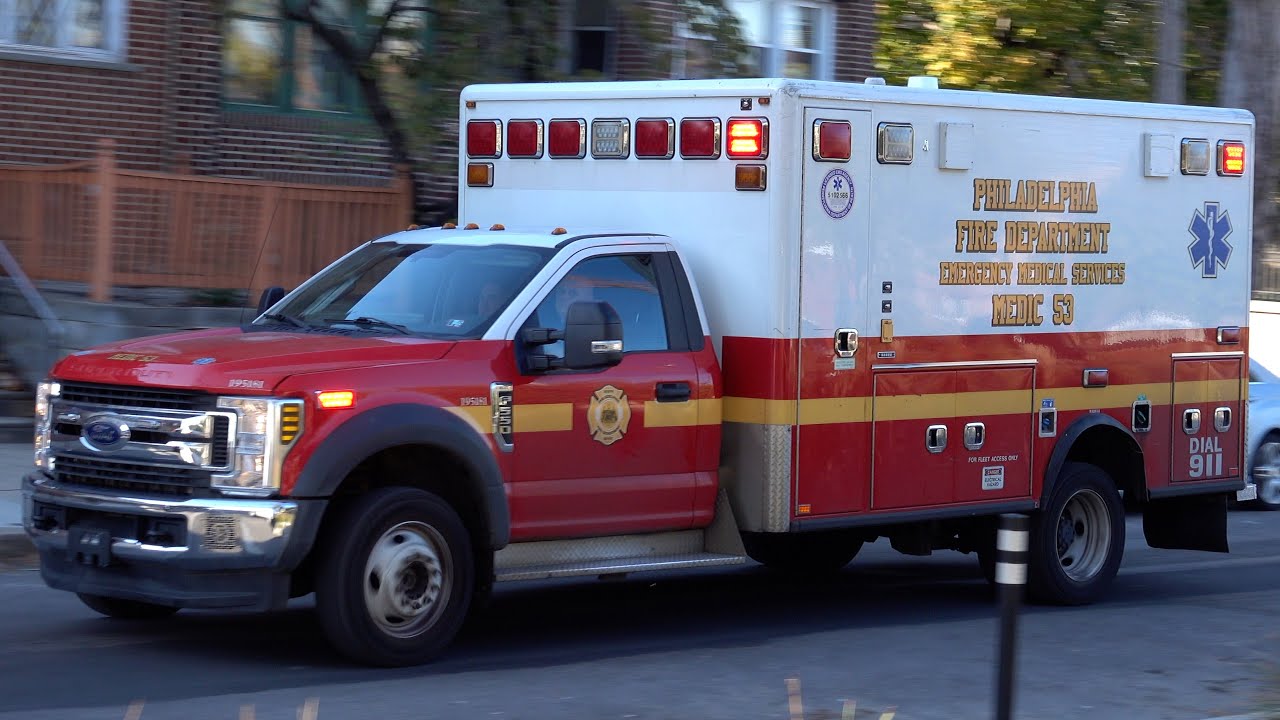 Philadelphia Fire Department Medic 53B Responding - YouTube