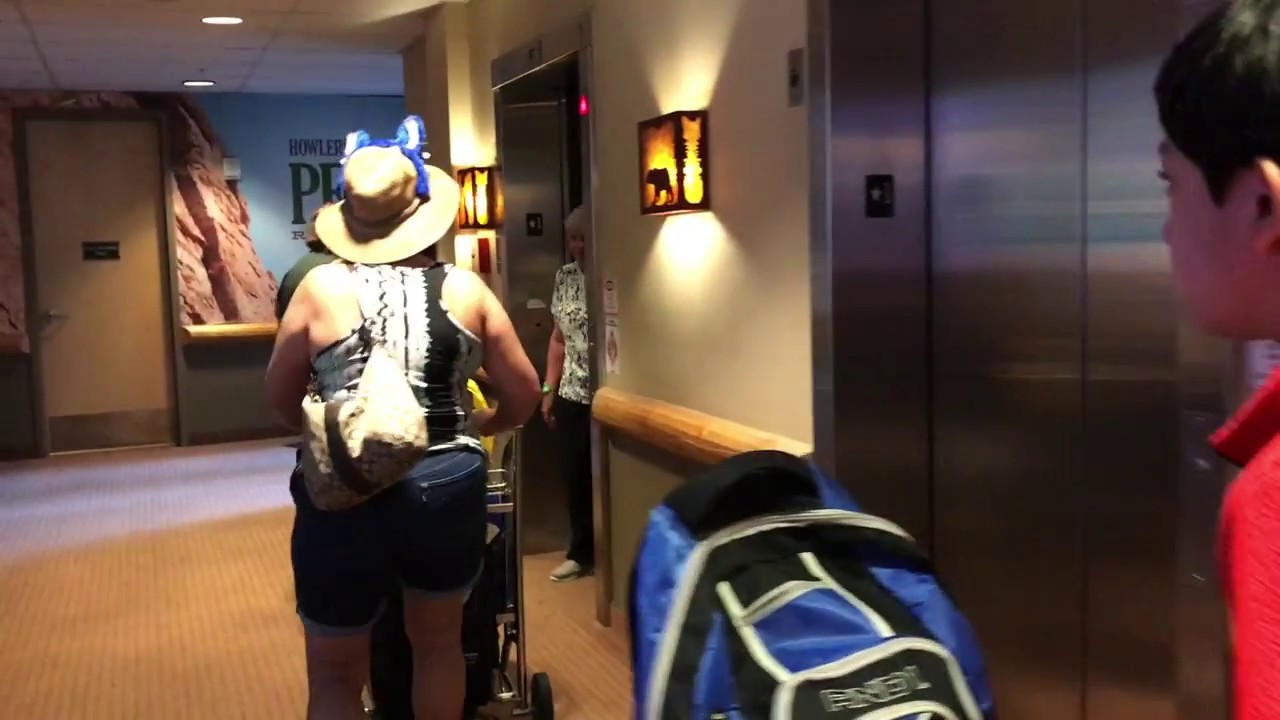 RAW FOOTAGE!!! Great Wolf Lodge, WA || birthday celebration 🎂🎉 - YouTube