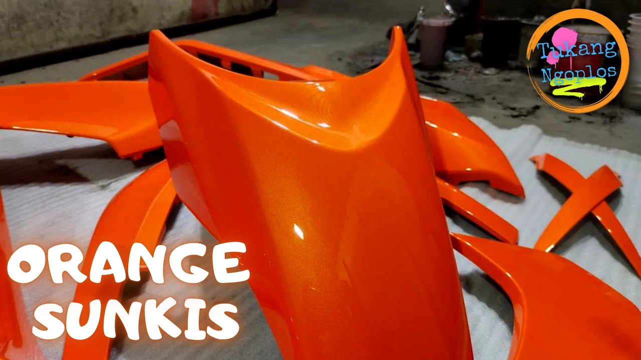 Repaint body HONDA PCX orange sunkis - YouTube