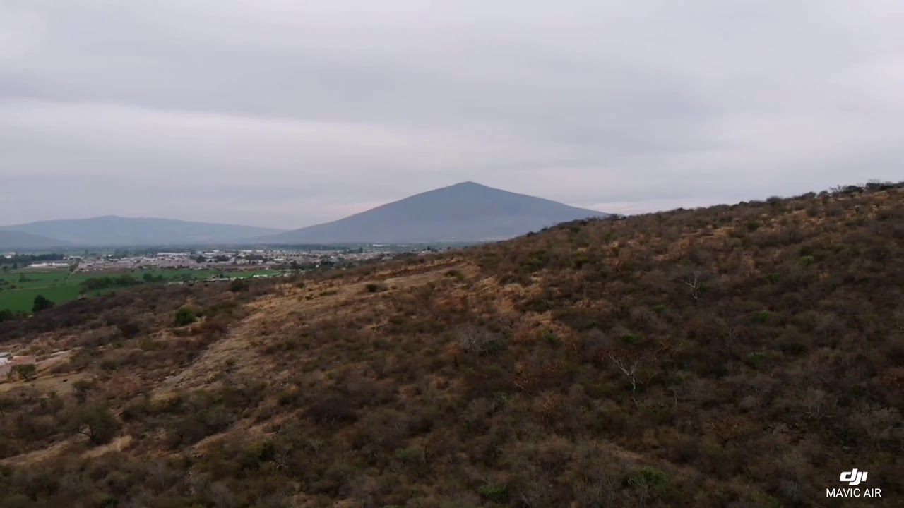 Dji Drone mavic Air, Jaral del Progreso, cerro de Culiacán, Guanajuato ...