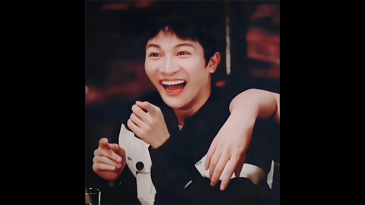 周深被粉丝套路，透露重要信息！Charlie Zhou Shen - YouTube