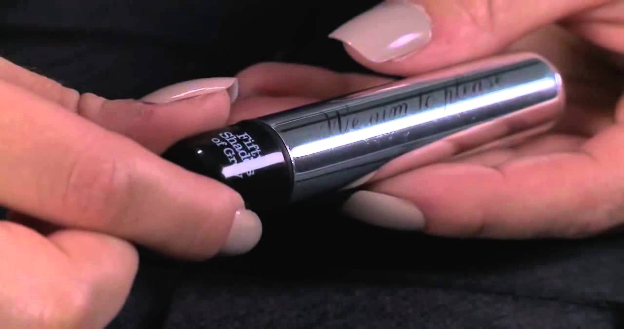 Pleasure collection - "We Aim to Please" Vibrating Bullet - YouTube