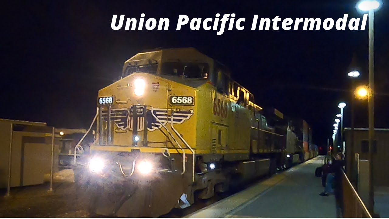 Union Pacific Intermodal | Alpine, Texas - YouTube