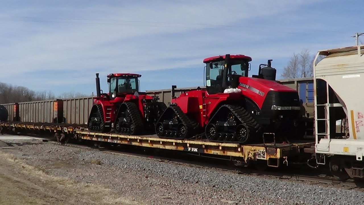 BNSF, Ex-Soo, CSX, & NS Freight with Tractors Plus Meet - YouTube