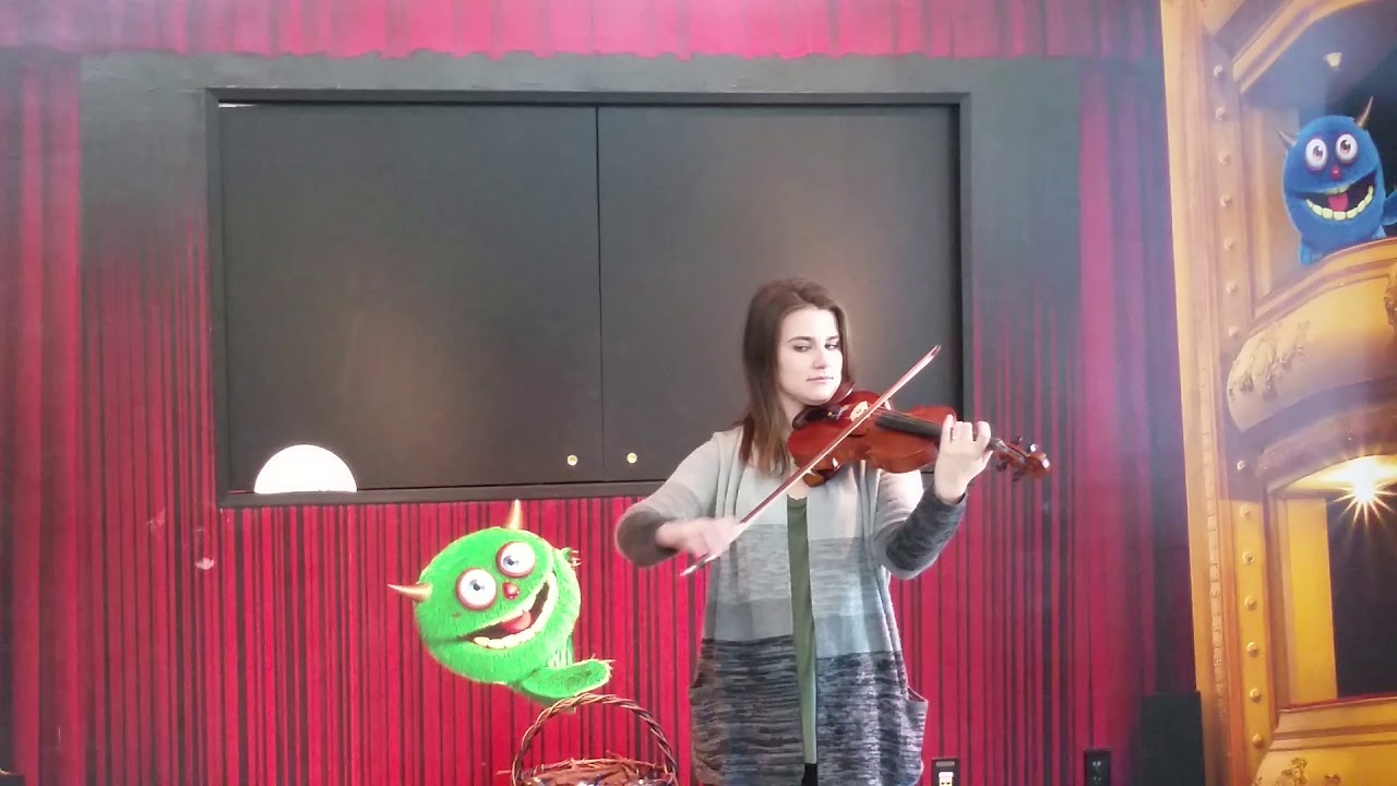 Miss Miranda at the FPL's Story Time - YouTube