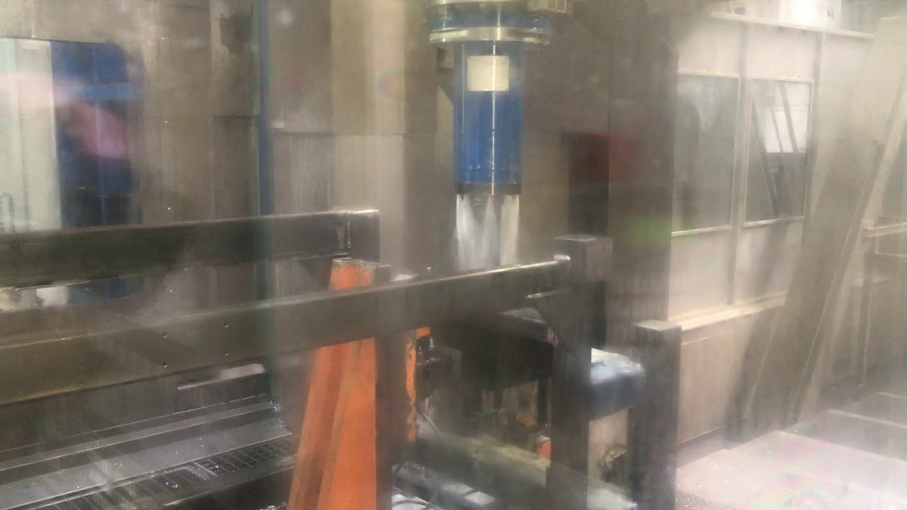 Portal- Bearbeitungszentrum Waldrich Multitec 2500 AP - YouTube