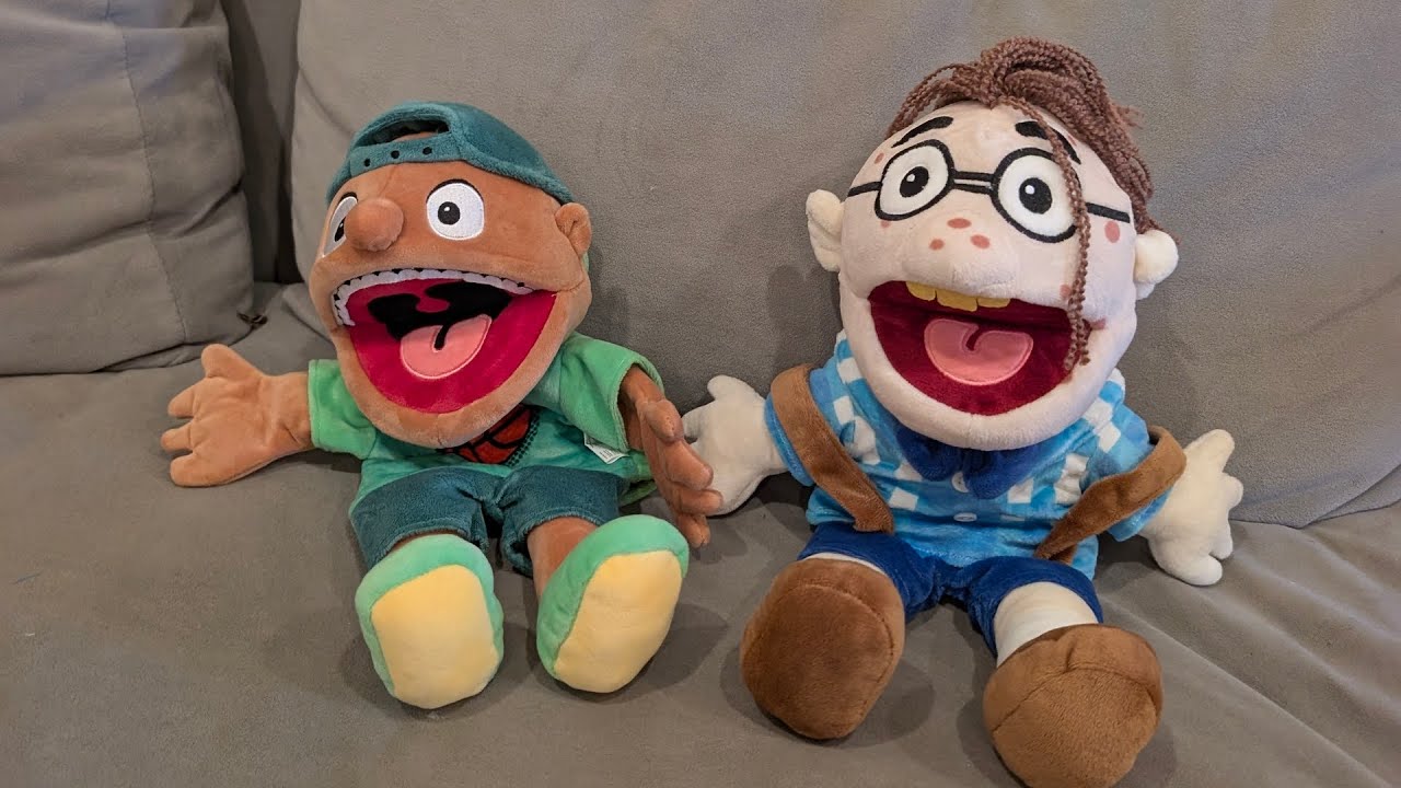 Unboxing sml puppets! - YouTube
