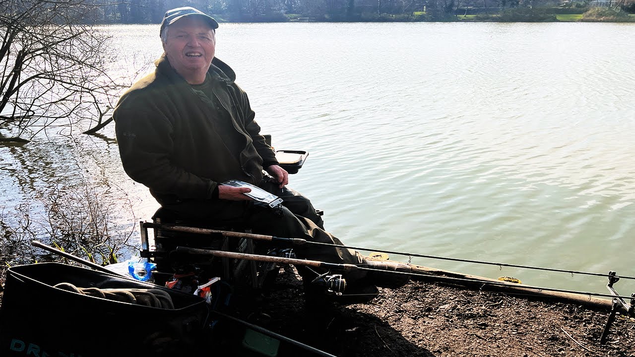 "Discover the Angler's Paradise: Fishing at Goldsworth Park Lake in ...