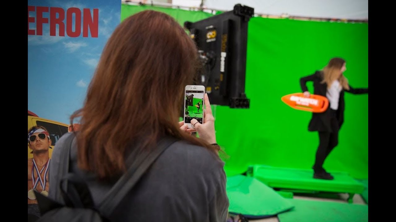 [Entertainment & Culture] Baywatch greenscreen takes you from Waterloo ...