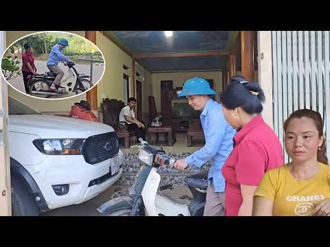 Hoang gave in and gave Khanh's mother a motorbike because of her unreasonable request