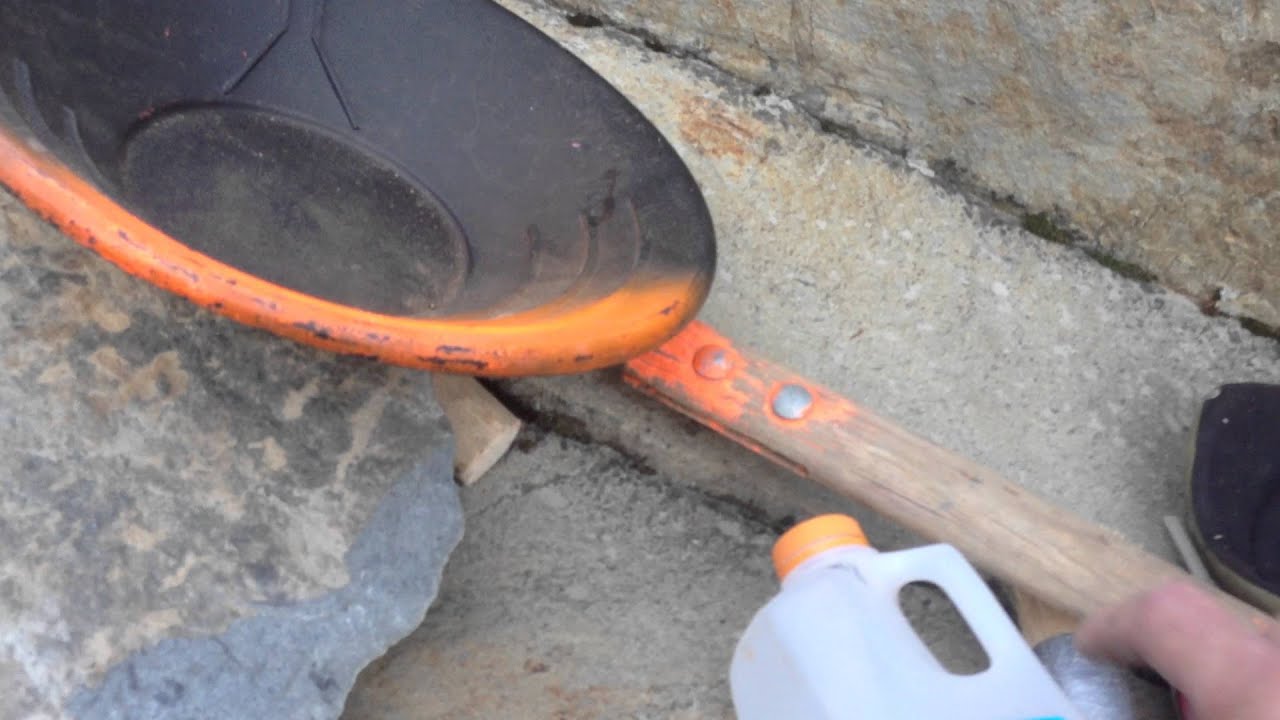 Gold prospecting tools - YouTube